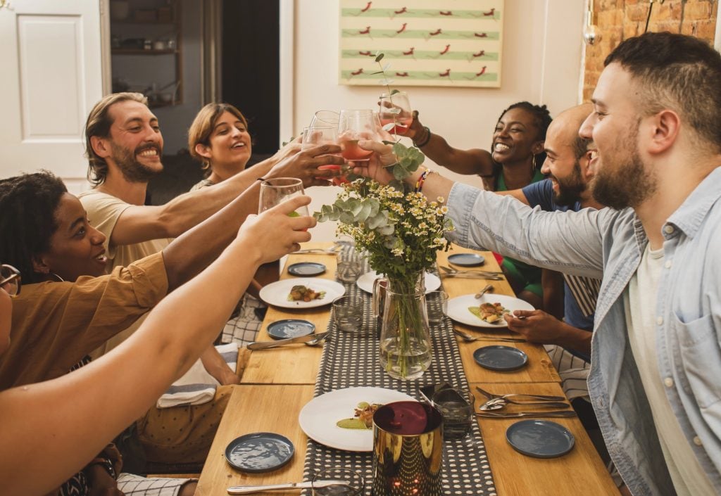 Where are supper clubs hosted?